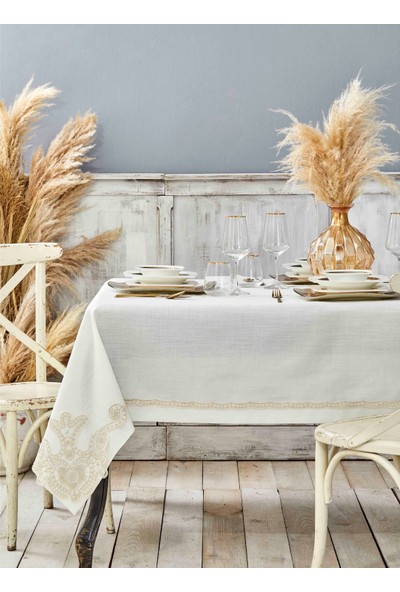 Karaca Home Ades Ekru Fransız Dantelli 160x240 Masa örtüsü Karaca Home Ades Ekru Fransız Dantelli 160x240 Masa örtüsü