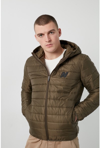 New Balance Kapüşonlu Şişme Mont Erkek Mont Mpj035 E