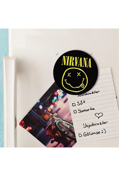 Hipder Nirvana Smiley Face Baskılı Ahşap Magnet Hipder Nirvana Smiley Face Baskılı Ahşap Magnet
