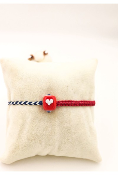 Camada Kalp Nazarlık Kare Boncuk İp Bileklik Camada Kalp Nazarlık Kare Boncuk İp Bileklik