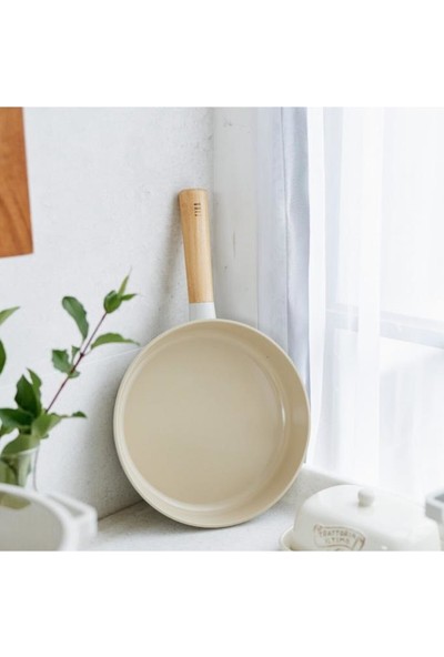 Neoflam Fika Alüminyum Döküm Tava 28 cm x 5 cm Neoflam Fika Alüminyum Döküm Tava 28 cm x 5 cm
