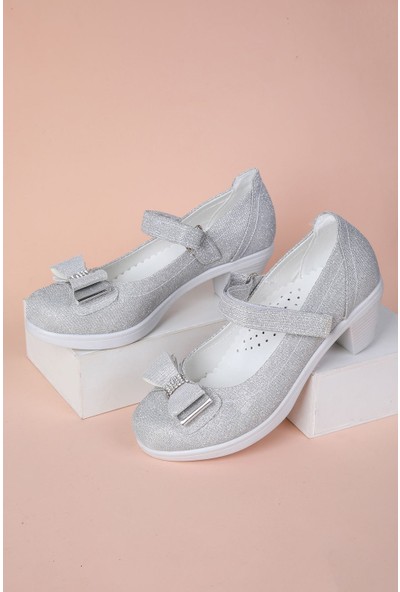 Epaavm Topuklu Gümüş Simli Kız Çocuk Ayakkabı Epaavm Topuklu Gümüş Simli Kız Çocuk Ayakkabı
