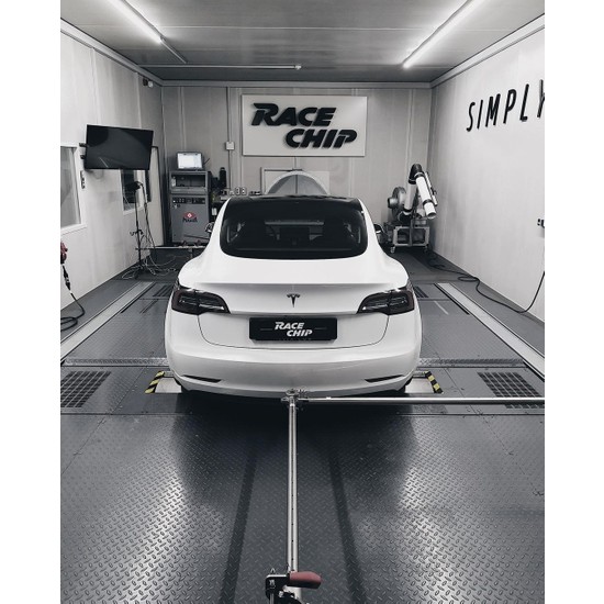 Race Chip Tesla Model 3 Single Motor 351 HP için RaceChip RX Fiyatı
