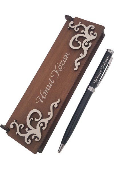 Kişiye Özel Metal Tükenmez Kalem Isimli + Ahşap Kutu Seti Kişiye Özel Metal Tükenmez Kalem Isimli + Ahşap Kutu Seti