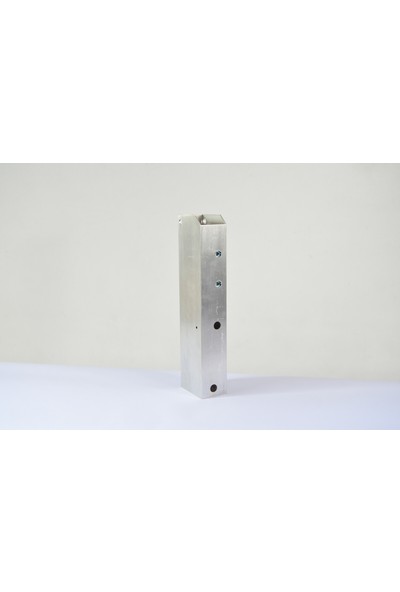 Bmw F10 Tampon Demiri Ayağı Ön Sağ 51117158874 (2011-2017) Bmw F10 Tampon Demiri Ayağı Ön Sağ 51117158874 (2011-2017)