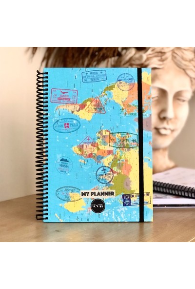 Bam Travel Tasarımlı Sert Kapaklı Lastikli Sprelli Tarihsiz Akademik Haftalık Planlayıcı Bam Travel Tasarımlı Sert Kapaklı Lastikli Sprelli Tarihsiz Akademik Haftalık Planlayıcı