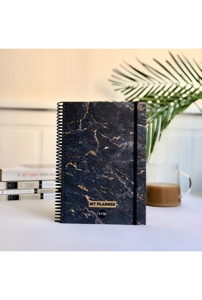 Bam Siyah Mermer Tasarımlı Sert Kapaklı Lastikli Sprelli Tarihsiz Akademik Haftalık Planlayıcı