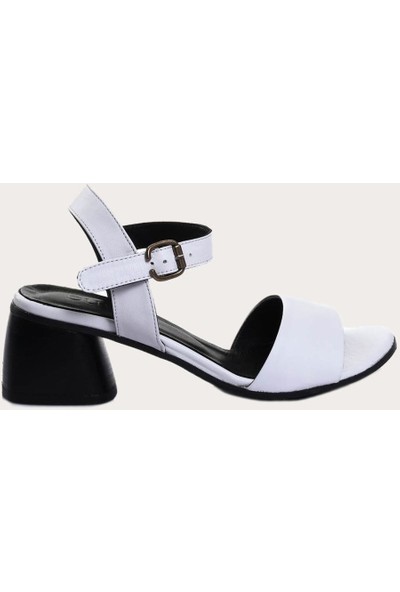 Bueno Shoes Deri Beyaz Kadın Topuklu Sandalet