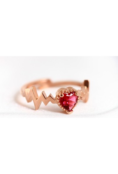 Melodi 14K Rose Gold Kaplama Kalp Ritmi Ayarlanabilir Yüzük Melodi 14K Rose Gold Kaplama Kalp Ritmi Ayarlanabilir Yüzük