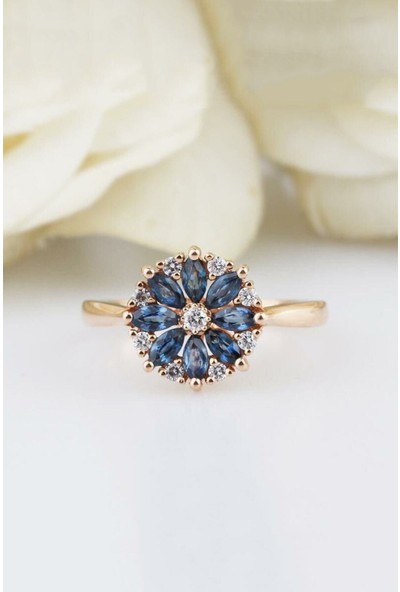 Melodi 14K Kadın Rose Felisya Çiçeği Ayarlanabilir Taşlı Yüzük Melodi 14K Kadın Rose Felisya Çiçeği Ayarlanabilir Taşlı Yüzük