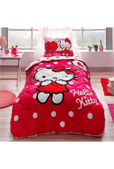 Taç Lisanslı Hello Kitty Tek Kişilik Yorgan Seti Taç Lisanslı Hello Kitty Tek Kişilik Yorgan Seti