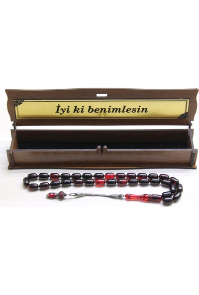 Birinci Tesbih Özel Yazılı Ahşap Kutulu Gümüş Kamçılı Gerçek Ateş Kehribarı Tesbih Birinci Tesbih Özel Yazılı Ahşap Kutulu Gümüş Kamçılı Gerçek Ateş Kehribarı Tesbih