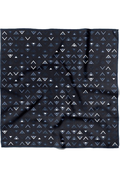 Moda Butik Kadın Üçgen Desenli Bandana 50X50 Siyah Mavi Beyaz Moda Butik Kadın Üçgen Desenli Bandana 50X50 Siyah Mavi Beyaz