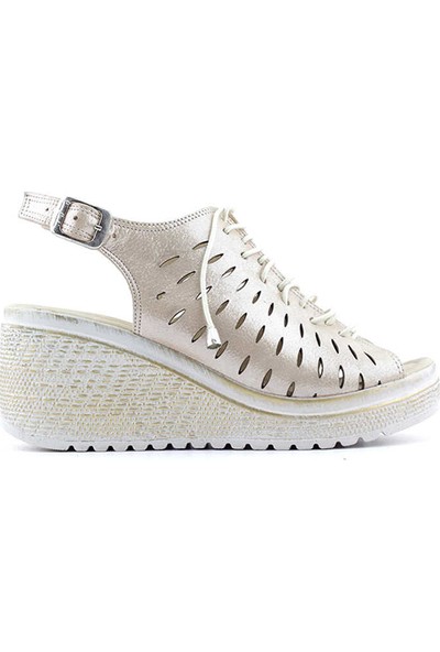 Pierre Cardin PCS-6061 Dolgu Topuk Kadın Sandalet Pierre Cardin PCS-6061 Dolgu Topuk Kadın Sandalet