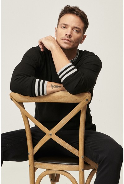 AC&Co / Altınyıldız Classics Standart Fit Bisiklet Yaka Pirinç Örgü Desenli Triko Kazak