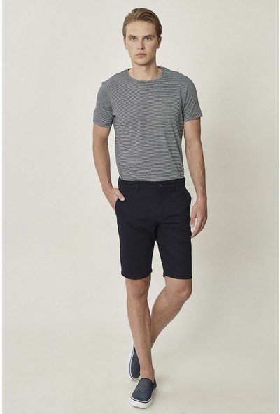 Altınyıldız Classıcs Erkek Lacivert Slim Fit Yan Cep Casual Desenli Bermuda Şort Altınyıldız Classıcs Erkek Lacivert Slim Fit Yan Cep Casual Desenli Bermuda Şort