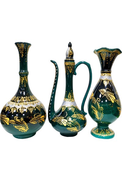 Otogar Çini El Yapımı 3 Lü Çini Konsol Takımı-2 Vazo 1 Ibrik Zümrüt Yeşili/siyah Tonda Altın/gümüş Renk Yaldızlı Otogar Çini El Yapımı 3 Lü Çini Konsol Takımı-2 Vazo 1 Ibrik Zümrüt Yeşili/siyah Tonda Altın/gümüş Renk Yaldızlı