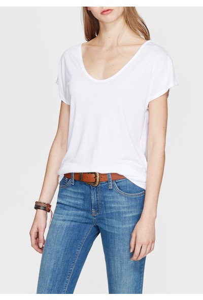 Mavi Kadın V Yaka Beyaz Basic Tişört 164548-21649 Mavi Kadın V Yaka Beyaz Basic Tişört 164548-21649