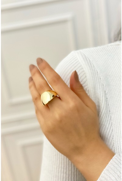 ÇLK Accessories Ayarlanabilir Bombeli Yüzük TRYÜZÜK1056 Y32503 ÇLK Accessories Ayarlanabilir Bombeli Yüzük TRYÜZÜK1056 Y32503