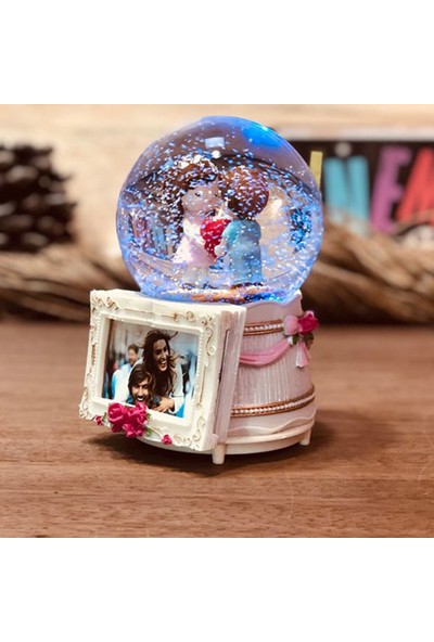 Şifa-İnur Fotoğraf Albümlü Sevgiliye Hediye Mutlu Aşıklar Kar Küresi Mega Boy Şifa-İnur Fotoğraf Albümlü Sevgiliye Hediye Mutlu Aşıklar Kar Küresi Mega Boy