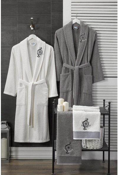 Rebeka Havlulu Bornoz 4lü Set Rebeka Havlulu Bornoz 4lü Set