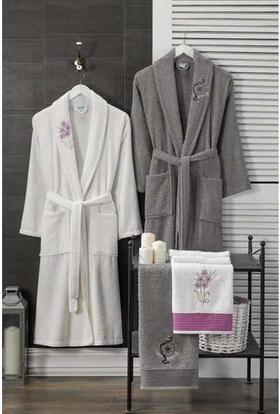 Rebeka Havlulu Bornoz 4lü Set Rebeka Havlulu Bornoz 4lü Set