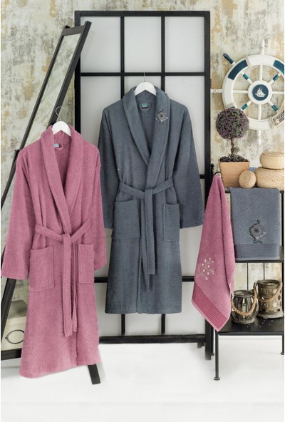 Rebeka Havlulu Bornoz 4lü Set Rebeka Havlulu Bornoz 4lü Set