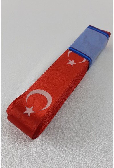 Ulutaş Kırmızı Ay Yıldız Bayrak Baskılı Saten Kurdele Ulutaş Kırmızı Ay Yıldız Bayrak Baskılı Saten Kurdele