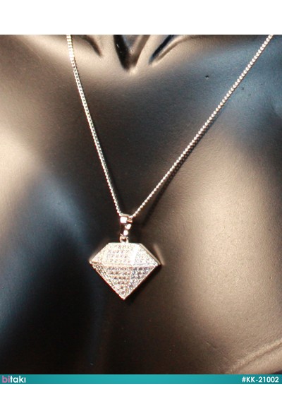 BiTakı Elmas Figürlü Zirkon Taşlarla Bezenmiş Muhteşem Gümüş Renk Kolye BiTakı Elmas Figürlü Zirkon Taşlarla Bezenmiş Muhteşem Gümüş Renk Kolye