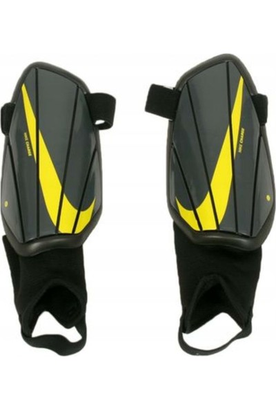 Nike Charge Çocuk Futbol Tekmeliği - Füme - L Nike Charge Çocuk Futbol Tekmeliği - Füme - L