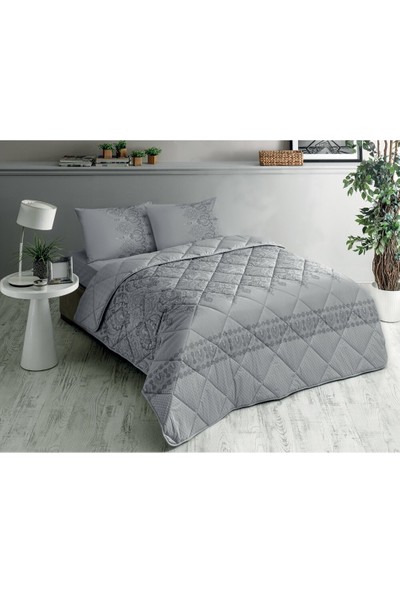 Taç Janet Çift Kişilik Yorgan Seti Taç Janet Çift Kişilik Yorgan Seti