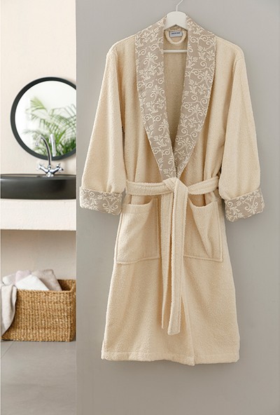 English Home Elegant Jakarlı Bayan Bornoz L-Xl Bej English Home Elegant Jakarlı Bayan Bornoz L-Xl Bej