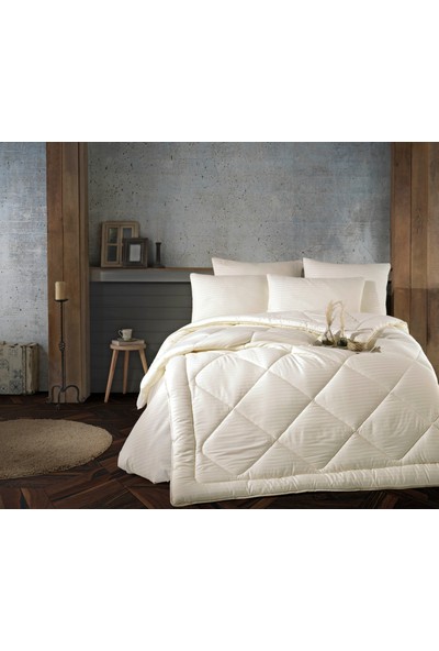 Bestina Gold Pamuk Saten Çift Kişilik Çizgili Saten Uyku Seti-6 Renk Bestina Gold Pamuk Saten Çift Kişilik Çizgili Saten Uyku Seti-6 Renk