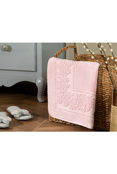 Madame Coco Ranier Ayak Havlusu - Açık Mürdüm - 50x80 cm