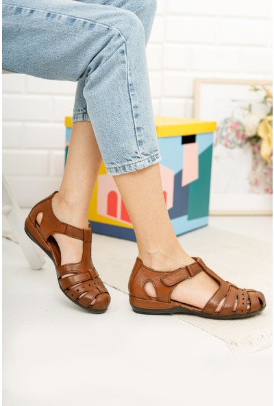 Diego Carlotti Deri Kadın Günlük Önü Kapalı Sandalet