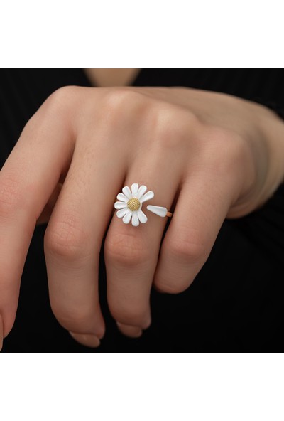 Papatya Silver 925 Ayar Özel Tasarım Altın Kaplama Gümüş Papatya Yüzük Papatya Silver 925 Ayar Özel Tasarım Altın Kaplama Gümüş Papatya Yüzük
