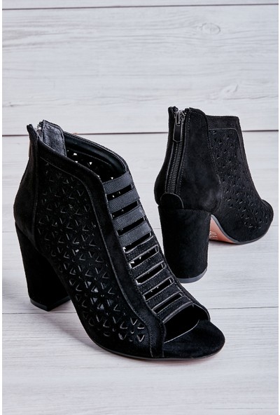 Bambi̇ Siyah Kadın Açık Ayakkabı L0501714165