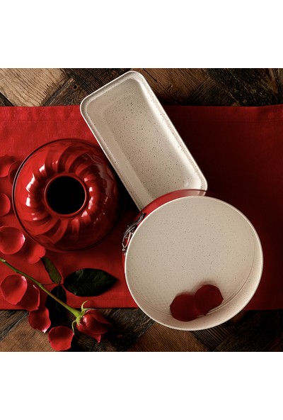 Karaca Retro Kırmızı Kek Seti