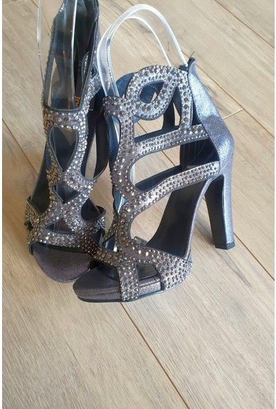 Topukla Kadın Yazlık Bot 019 1215