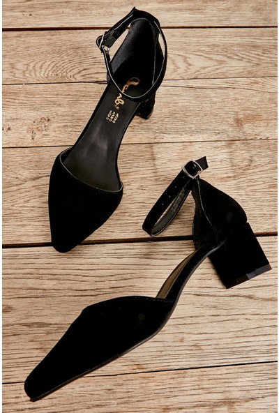 Bambi Koyu Bej Süet Kadın Ayakkabı