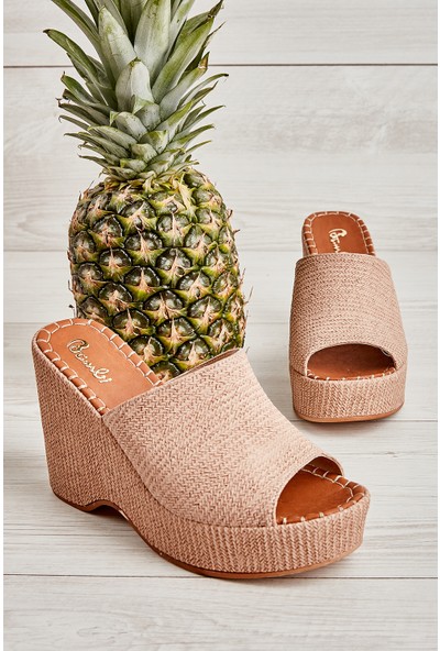 Bambi Açık Taba Kadın Terlik