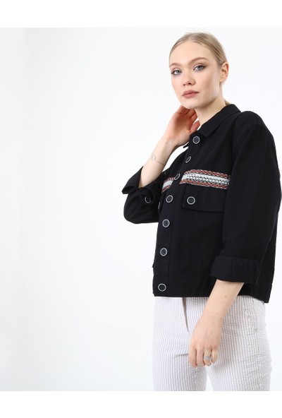 mibapazar Önü ve Sırtı Etnik Desenli Ceket mibapazar Önü ve Sırtı Etnik Desenli Ceket