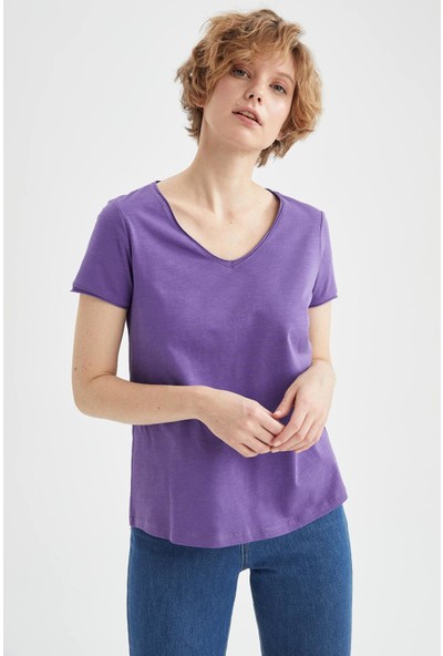 Defacto V Yaka Basic Relax Fit Kısa Kollu Tişört K1507AZ21SP Defacto V Yaka Basic Relax Fit Kısa Kollu Tişört K1507AZ21SP