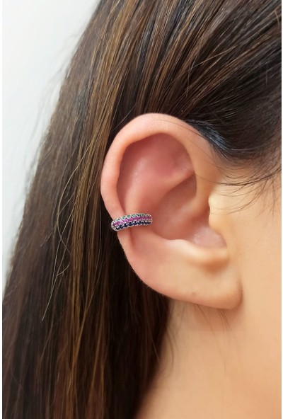 ÇLK Accessories Tekli Minimal Taşlı Kıkırdak Küpe 3688 B32003 ÇLK Accessories Tekli Minimal Taşlı Kıkırdak Küpe 3688 B32003