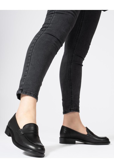 Hakiki Deri Kadın Günlük Bağcıksız Klasik Loafer Ayakkabı