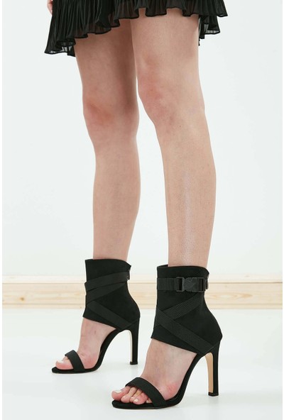 Mio Gusto Beverly Siyah Boğazlı Topuklu Ayakkabı