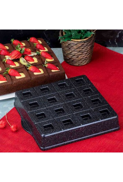 Taç 6597 Brownie Döküm Granit Kek Kalıbı Siyah Taç 6597 Brownie Döküm Granit Kek Kalıbı Siyah