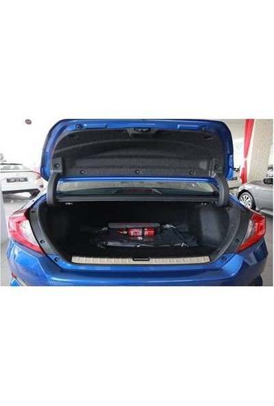 Honda Civic Fc5 Arka Bagaj İçi Eşik Koruma Aparatı Honda Civic Fc5 Arka Bagaj İçi Eşik Koruma Aparatı