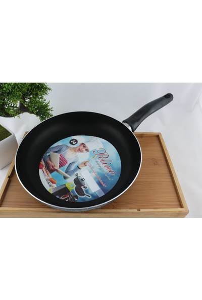 Pelino 22 cm Teflon Tava Pelino 22 cm Teflon Tava