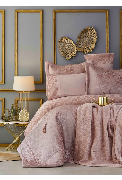 Karaca Home Valeria Delux Rose Gold 10 Parça Çeyiz Seti Karaca Home Valeria Delux Rose Gold 10 Parça Çeyiz Seti